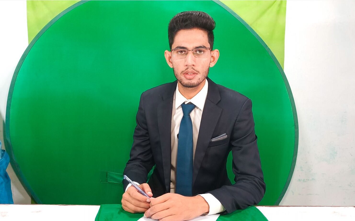 Qasim Awan Storyteller And Digital Content Creator - Qasim Awan